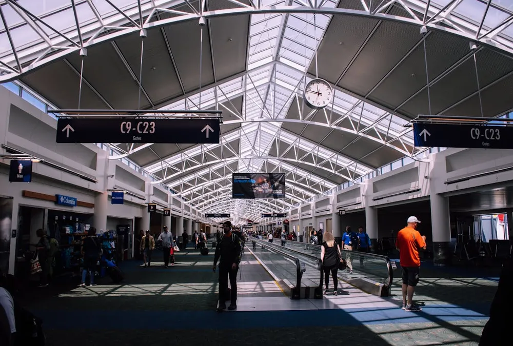 A Guide to Seamlessly Navigate Dulles Airport Terminal