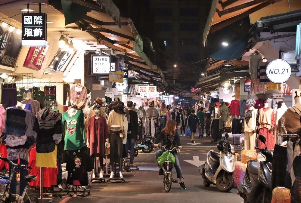 4 Rekomendasi Tempat Belanja Murah di Taiwan